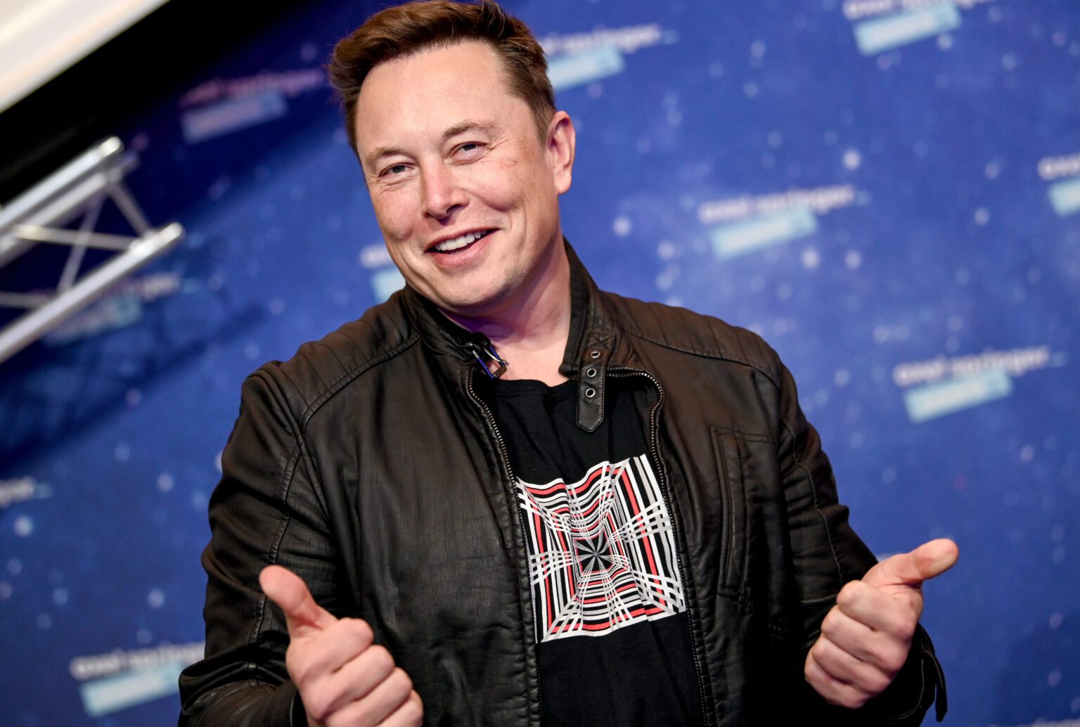 Descubre los libros recomendados por Elon Musk para ser un líder innovador